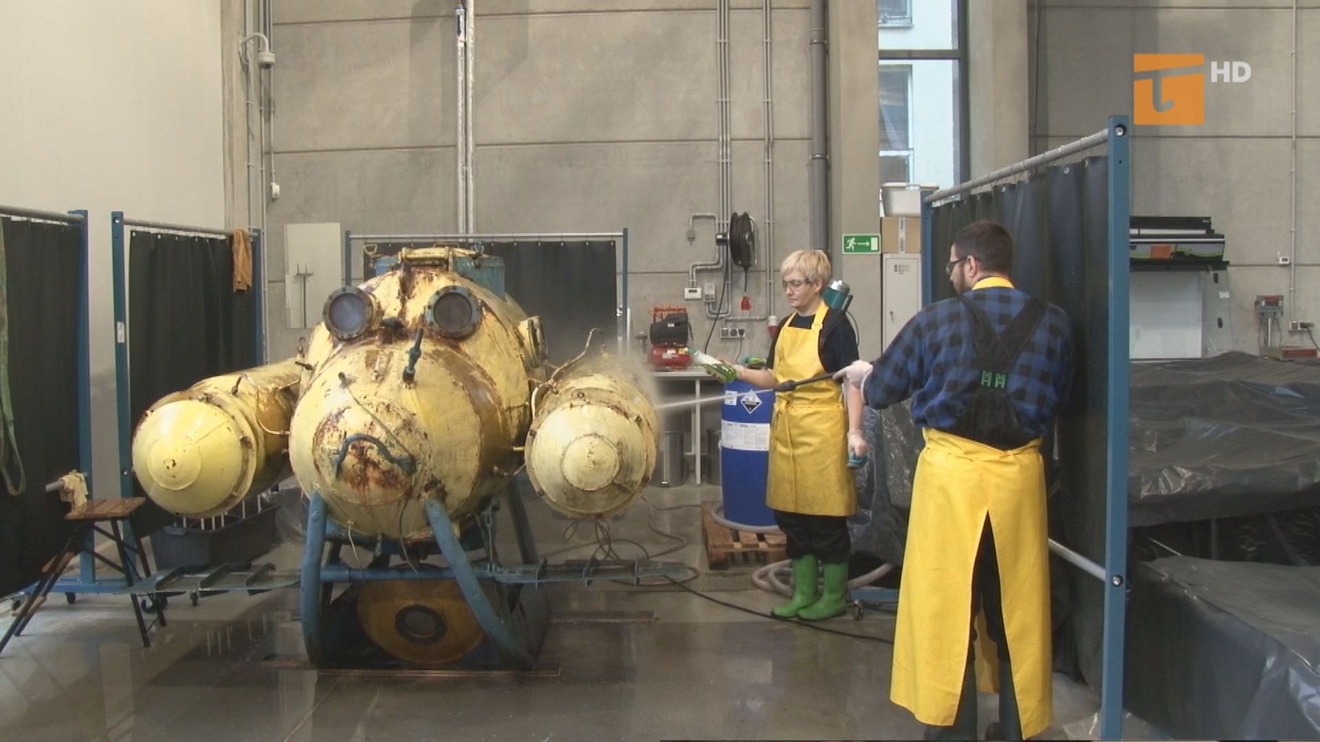 Szorują batyskaf Delfin II | Tv Tetka Tczew